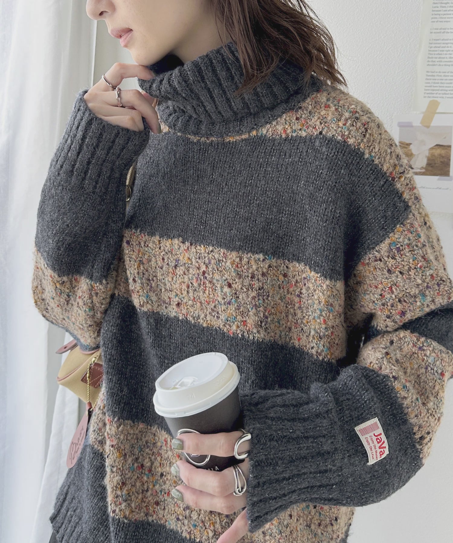 《Javaジャバコラボ》存在感のある旬なitem。カラーネップタートルネックボーダーニット jv1020119 – Classical Elf